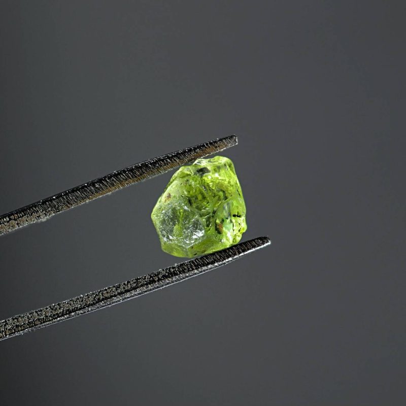 Peridot Gemstone | Shop 100% Pure Raw Peridot Gemstone